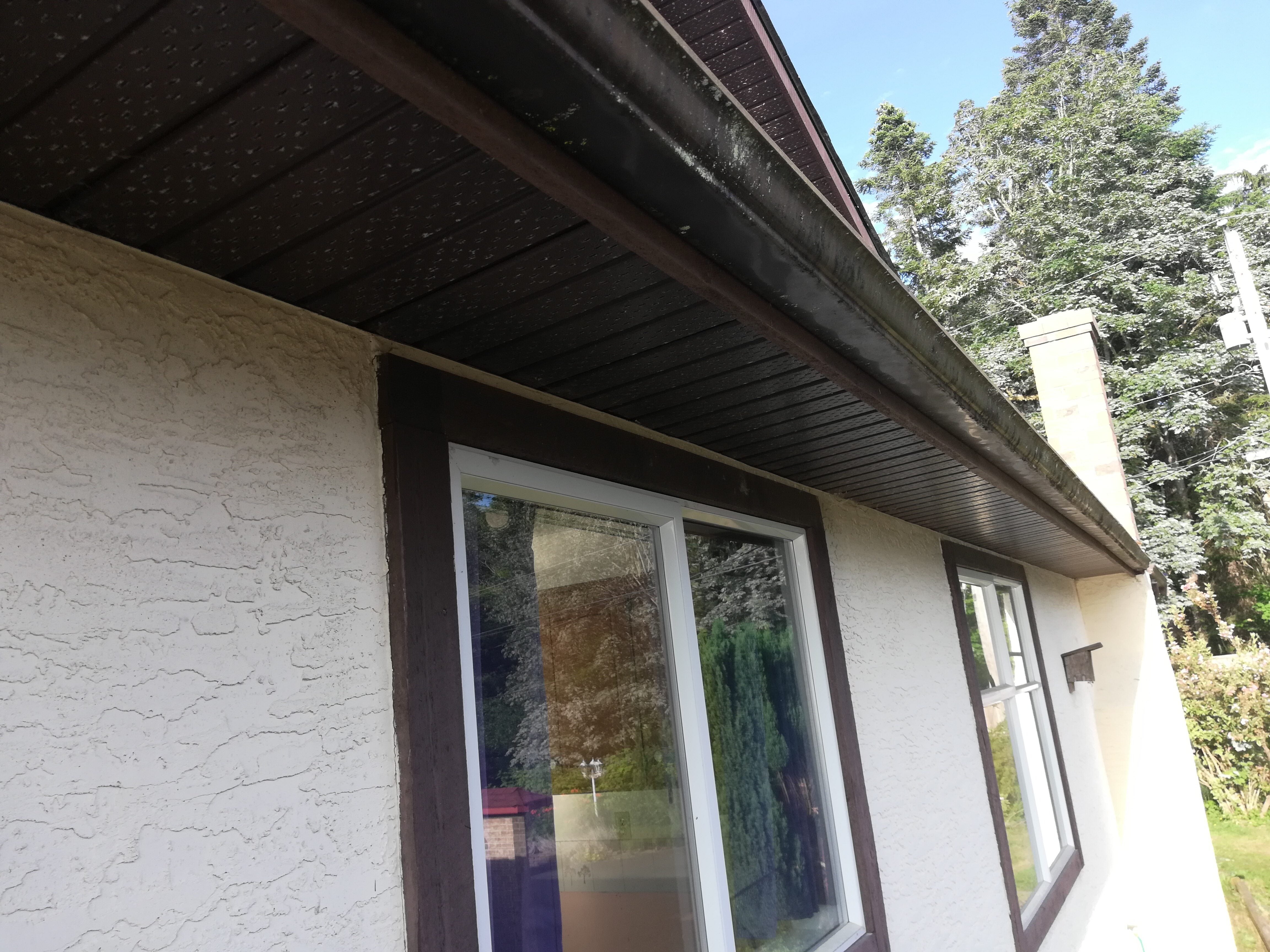 Installing a bulkhead over kitchen window, for split system Heat Pump ...