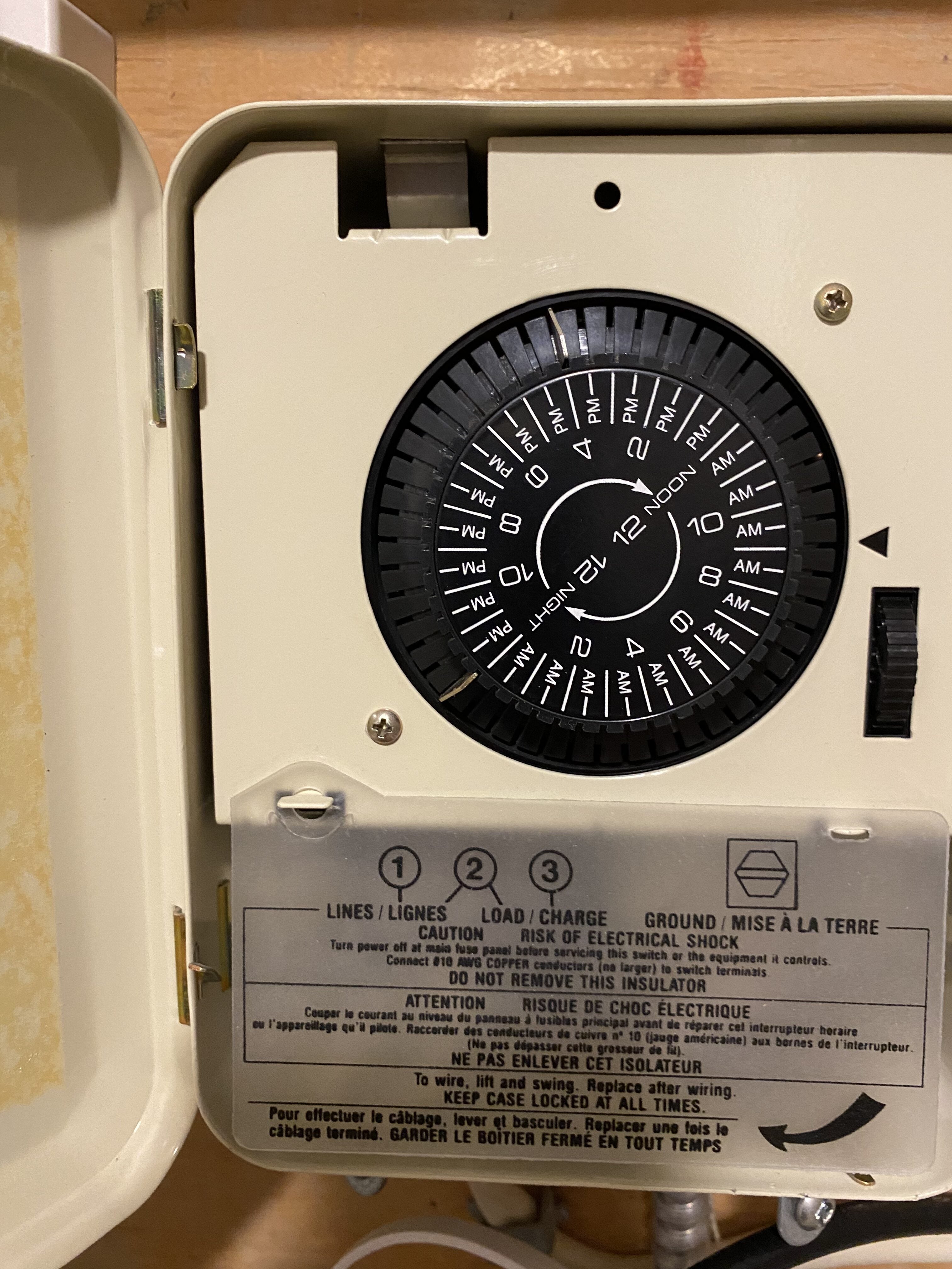 Mechanical timer in the Electrical Panel? - RedFlagDeals.com Forums