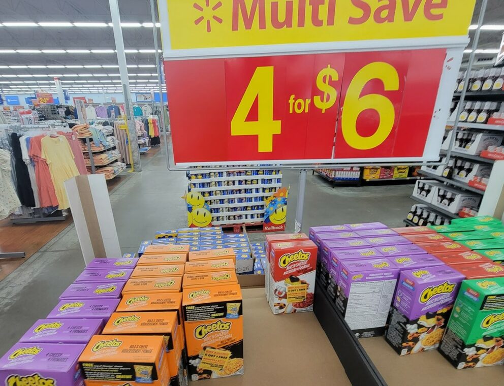 [Walmart] Cheetos Mac and Cheese 5 for $6 + free Cheetos bag coupon on ...