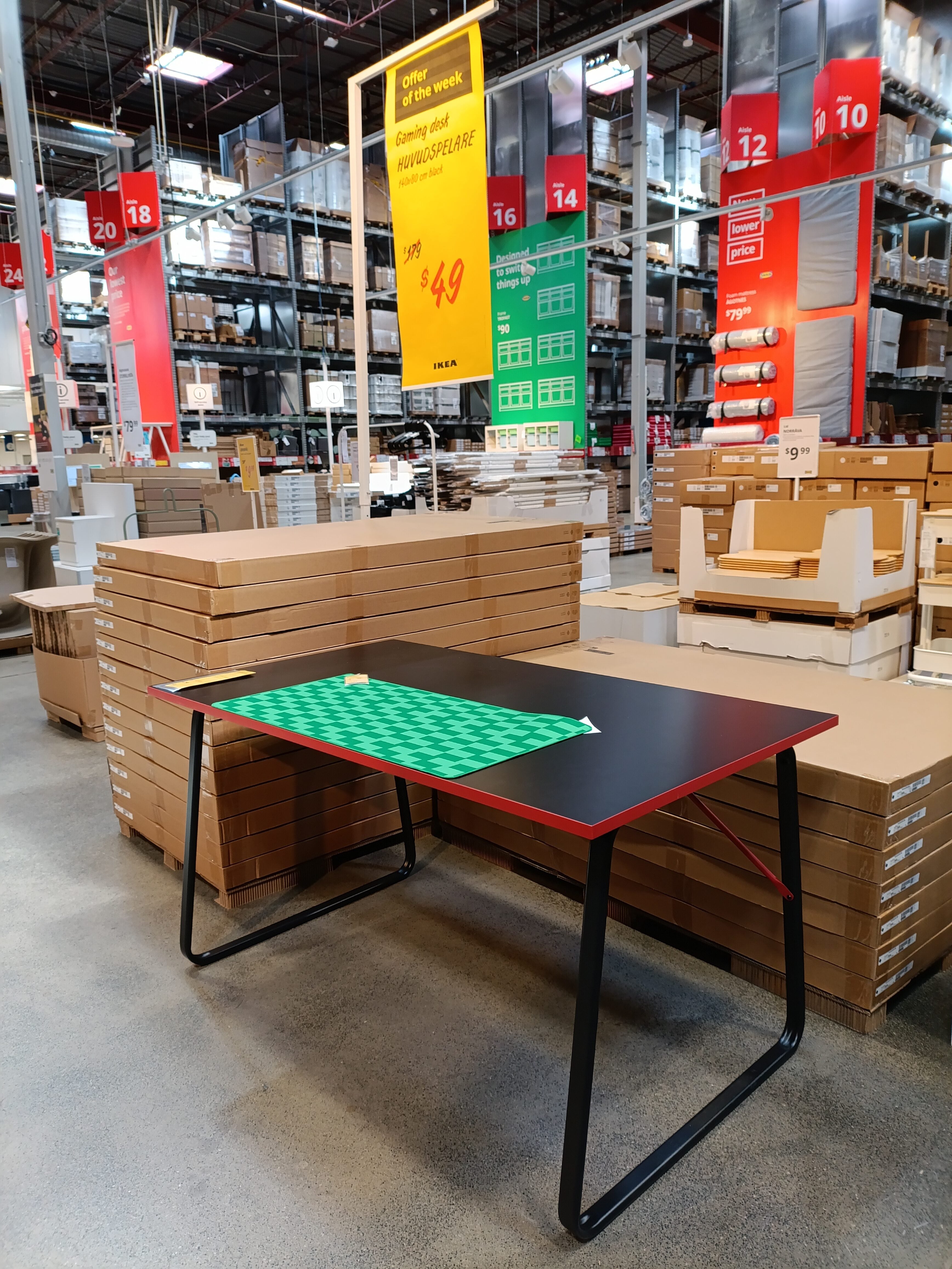 [IKEA] YMMV - North York - HUVUDSPELARE Gaming desk(140x80cm), black ...